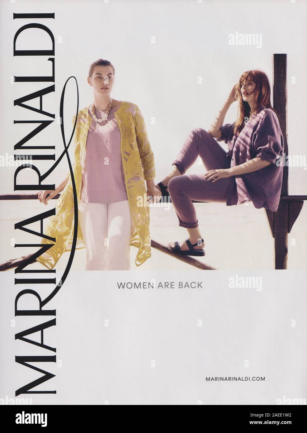 Fashion advertisement magazine hi-res stock photography and images - Alamy