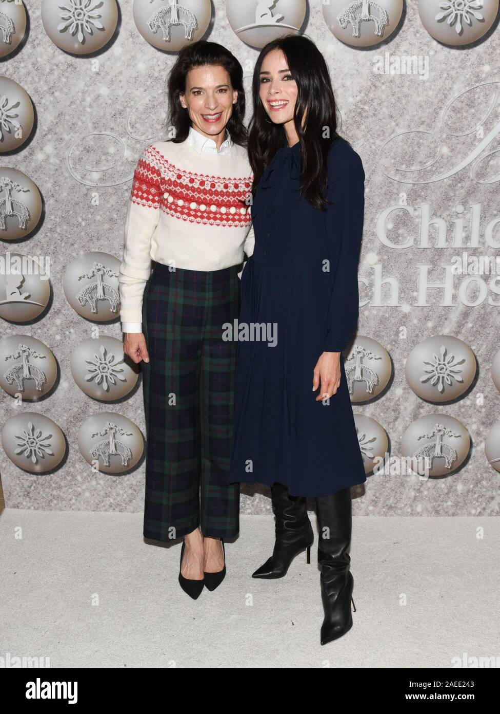 07 December 2019 - Hollywood, California - Perrey Reeves, Abigail ...