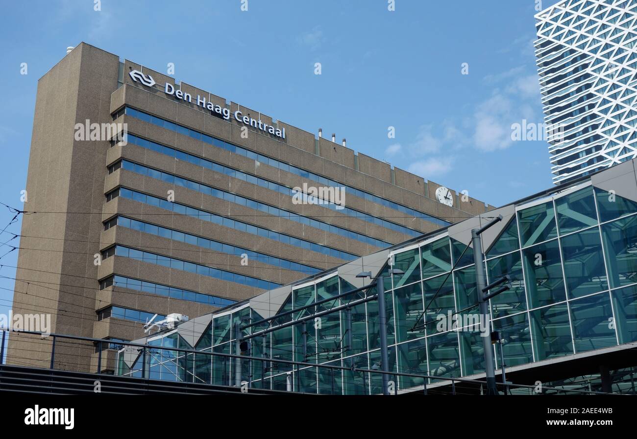 Den haag train station exterior hi-res stock photography and images - Alamy