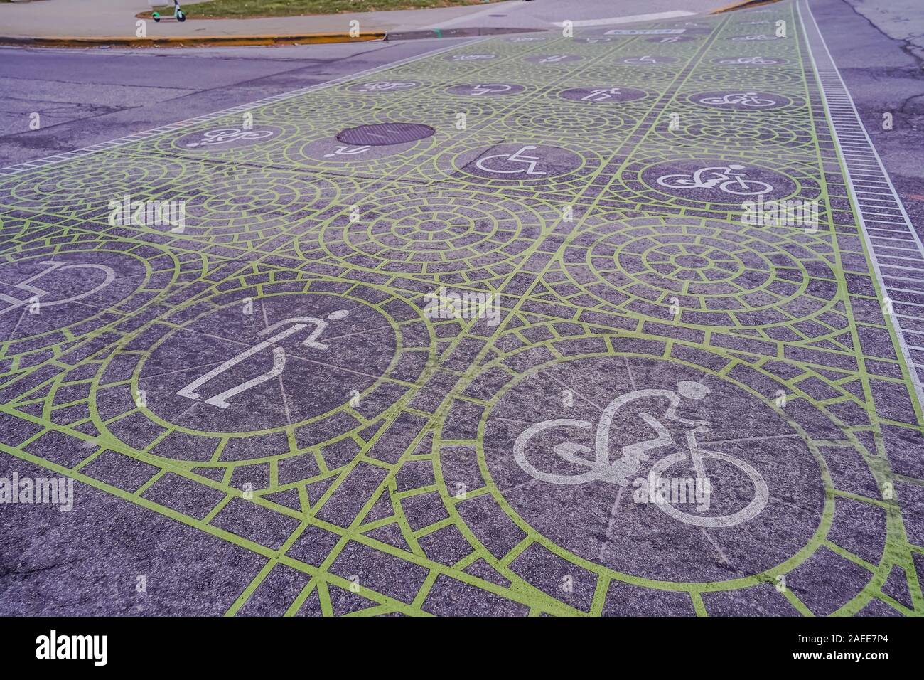 Indianapolis crosswalk signs hi-res stock photography and images - Alamy