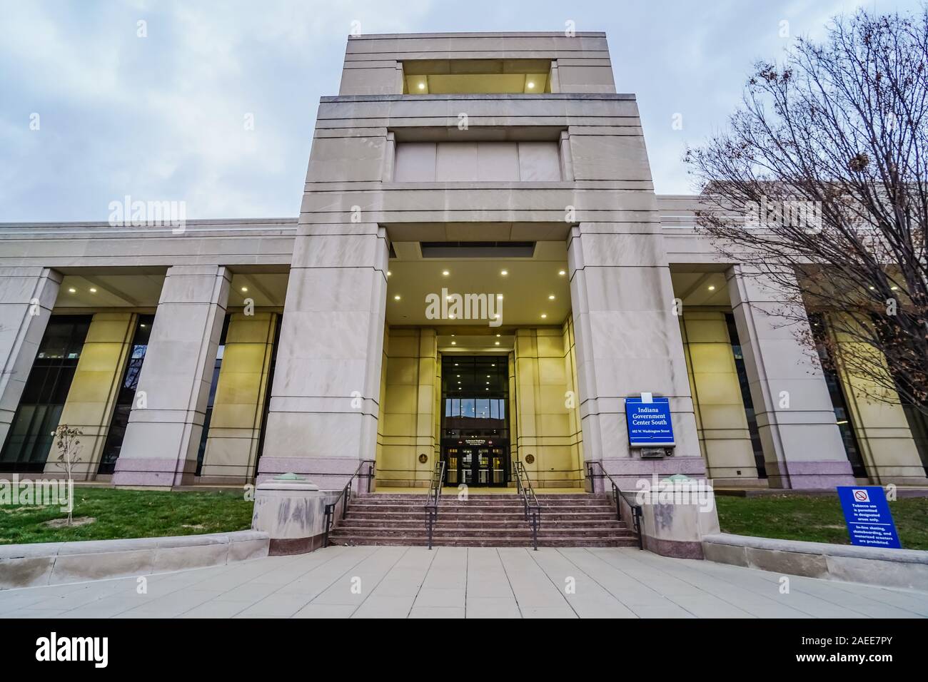 indiana government building Stock Photo - Alamy
