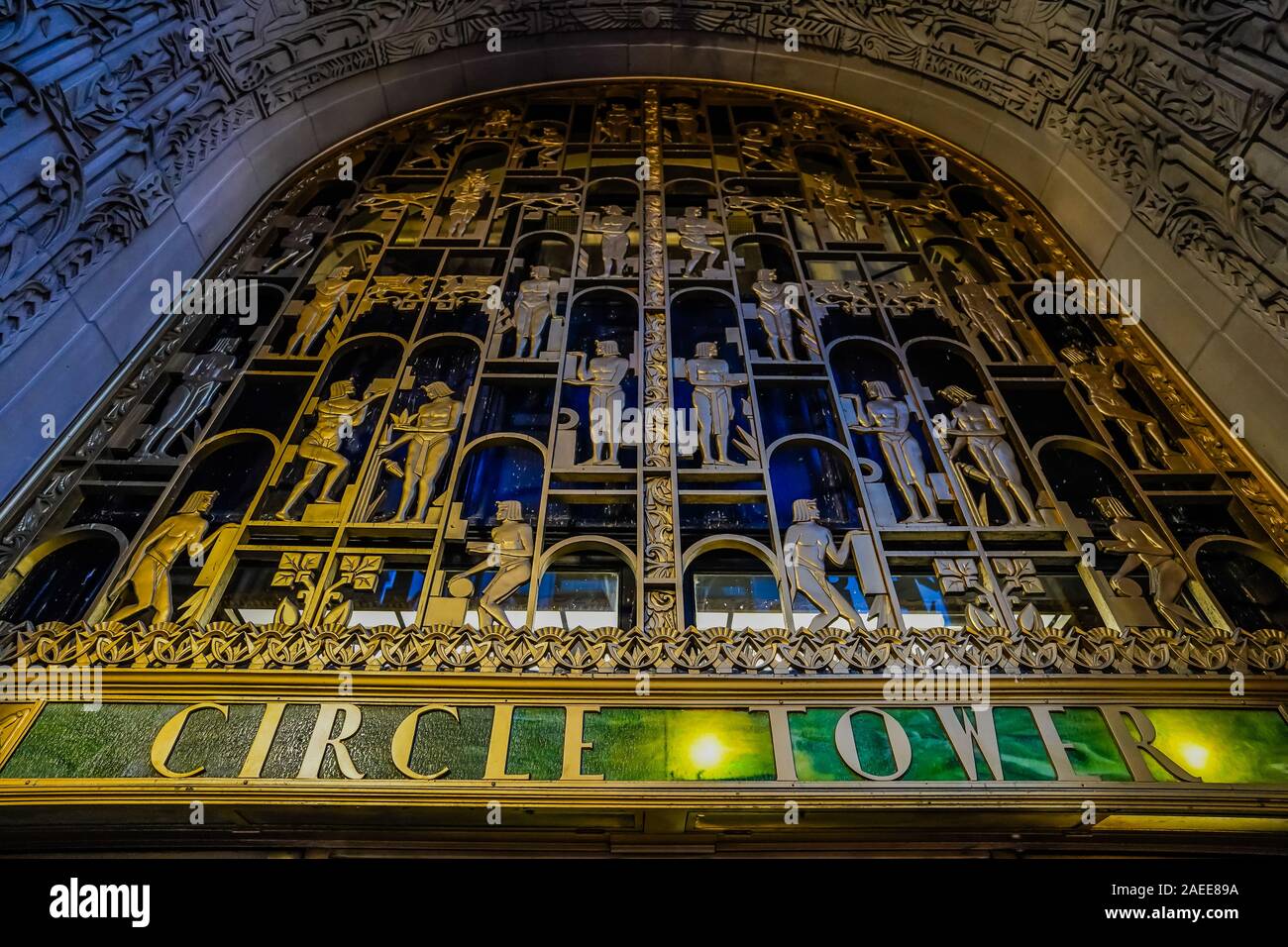 indianapolis circle tower entrance Stock Photo - Alamy