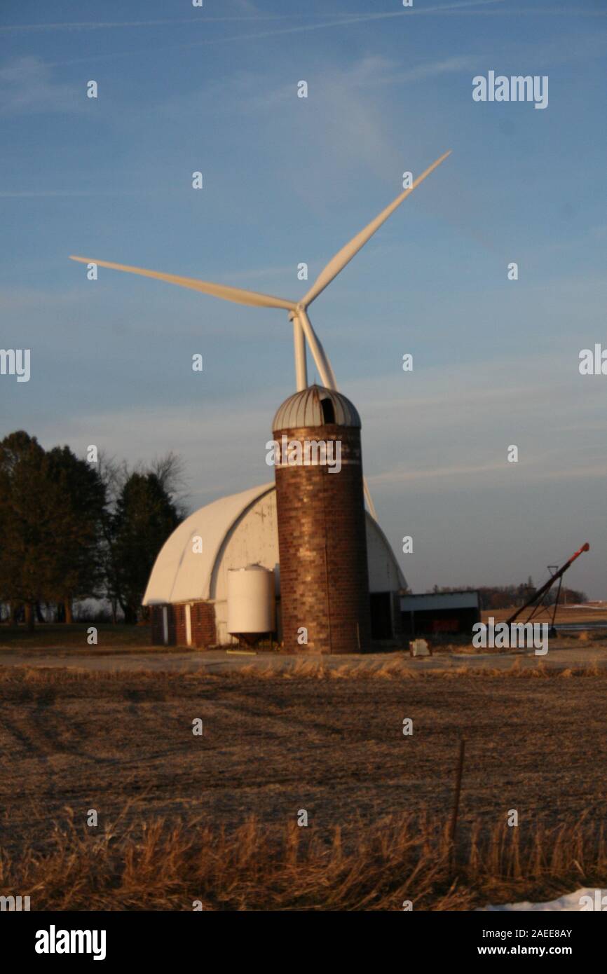 Barn, Silo, Wind Turbine Stock Photo - Alamy