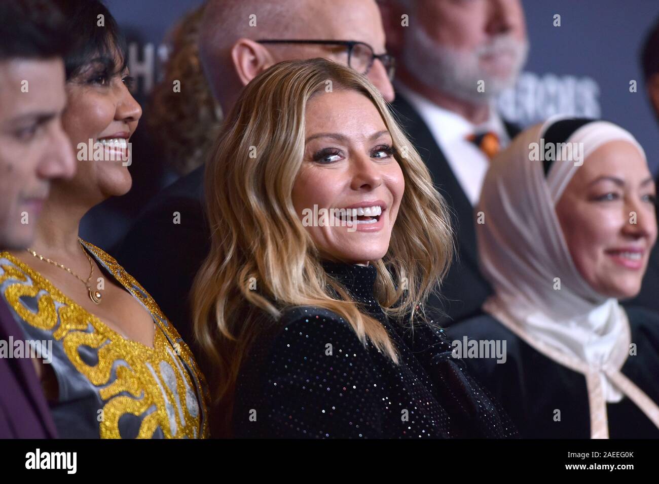 Kelly ripa cnn heroes hi-res stock photography and images - Alamy