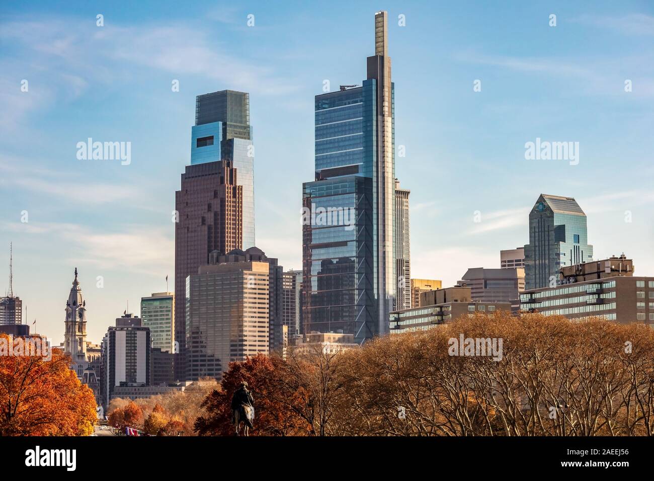 Philadelphia fall foliage hi-res stock photography and images - Alamy