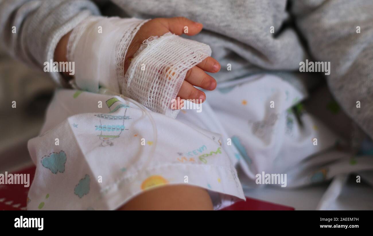 Infusion pump hi-res stock photography and images - Alamy