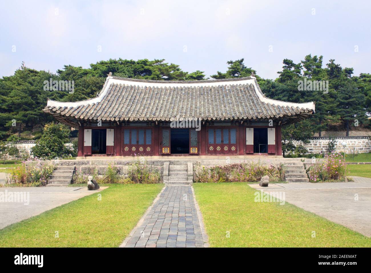 Ancient pavilion of the Koryo period, Kaesong City, North Korea (DPRK ...