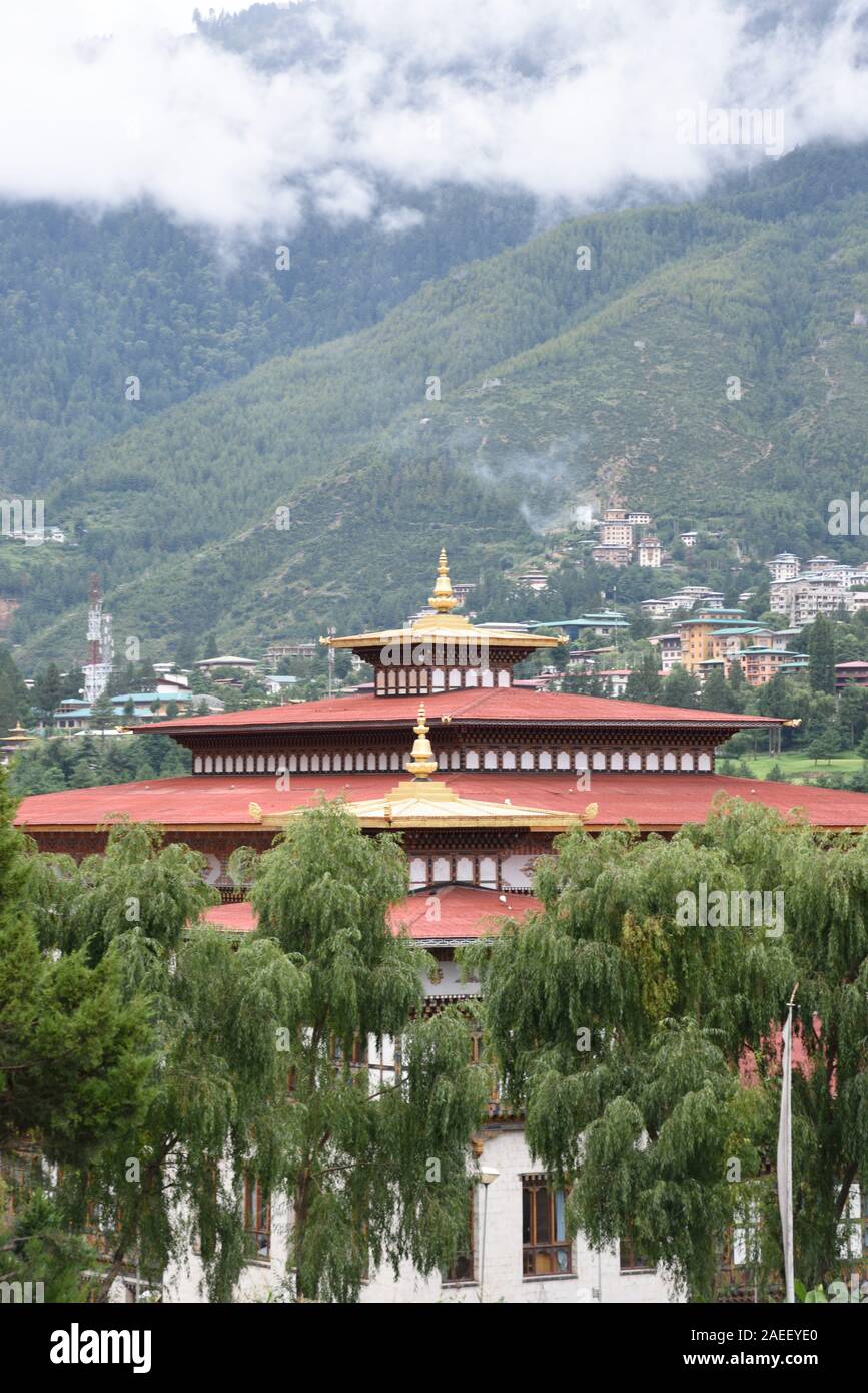 Bhutan royal palace hi-res stock photography and images - Alamy