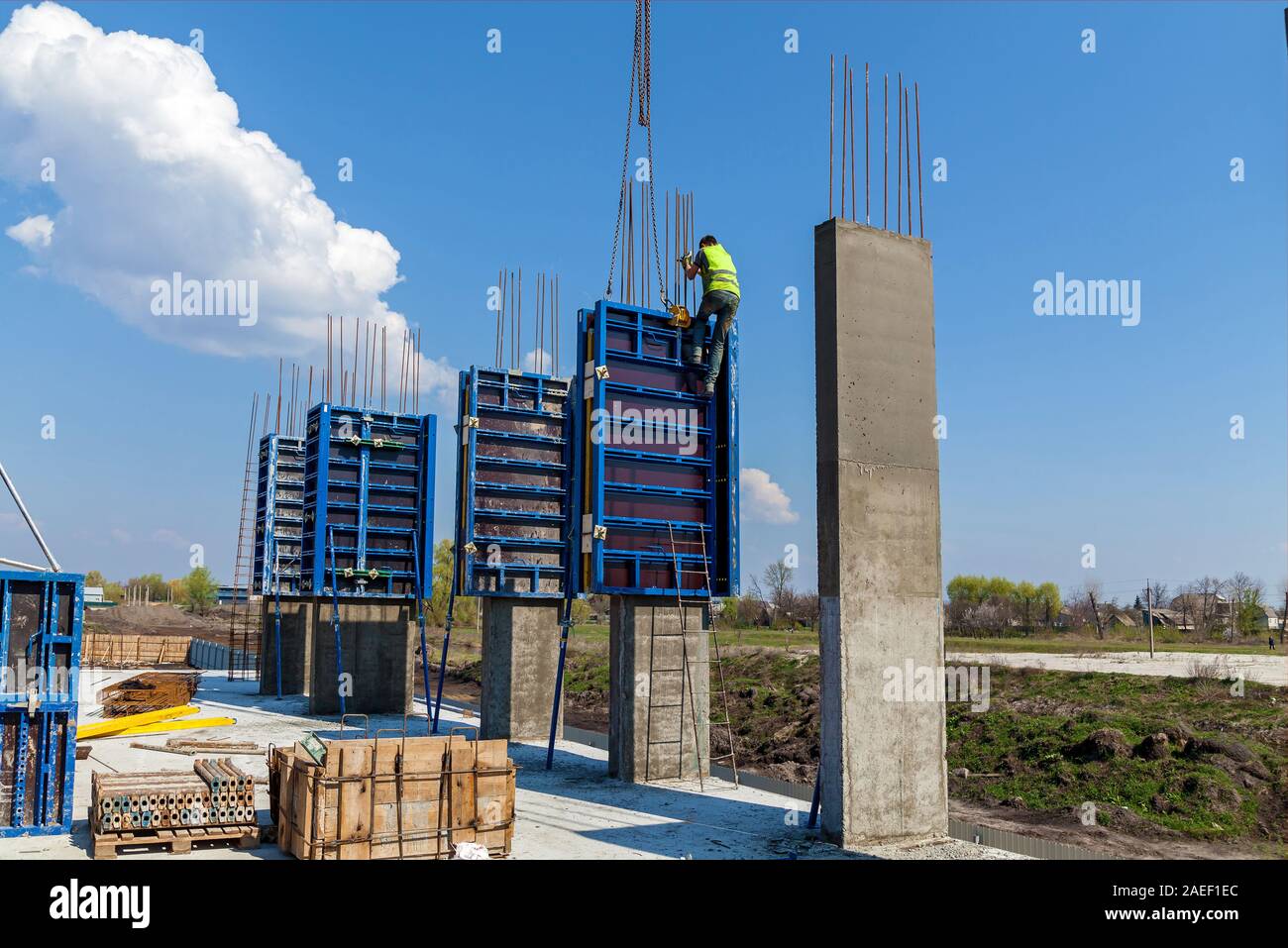 Concrete encasement hi-res stock photography and images - Alamy