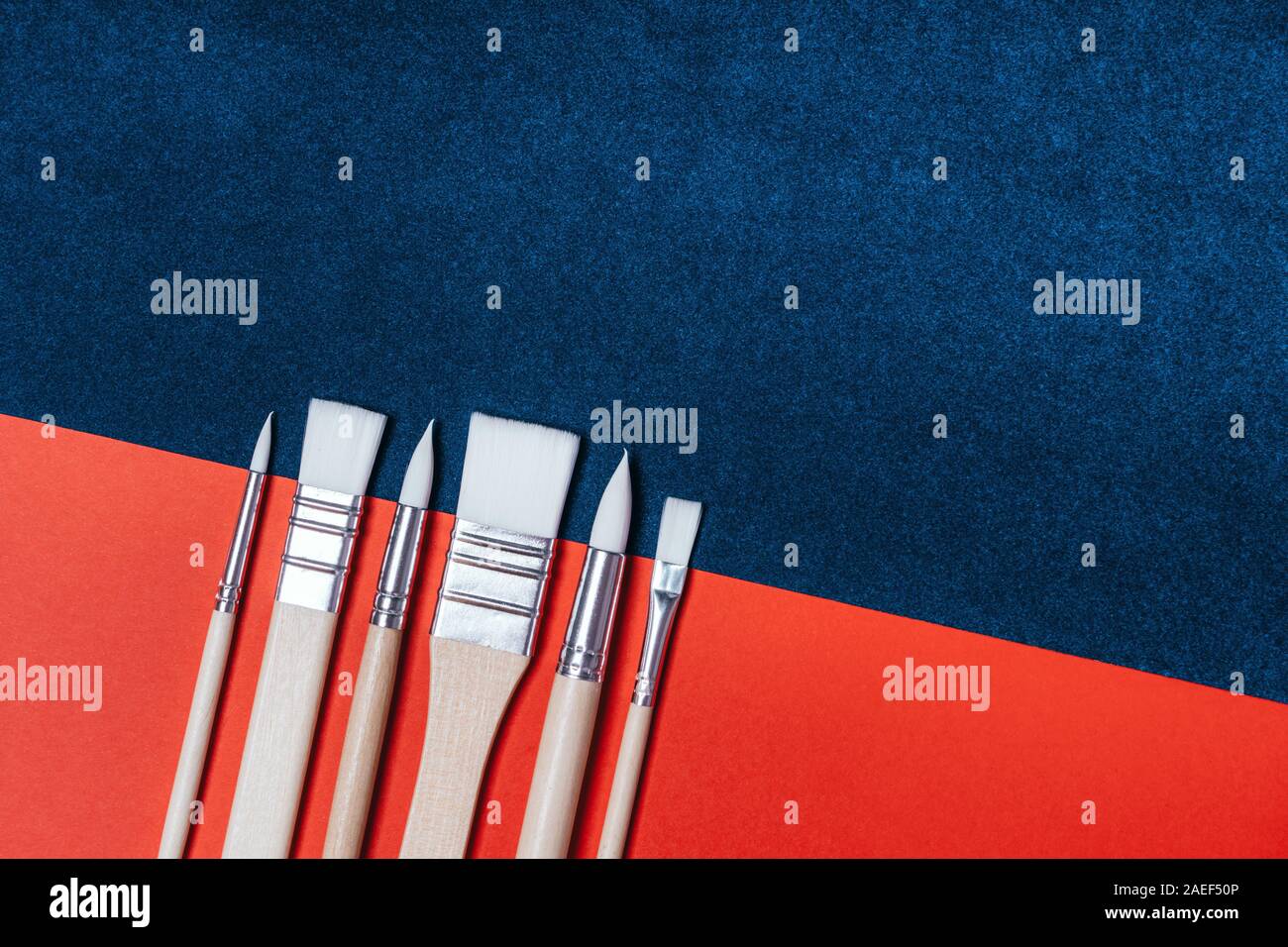 Paint brush sizes hi-res stock photography and images - Alamy