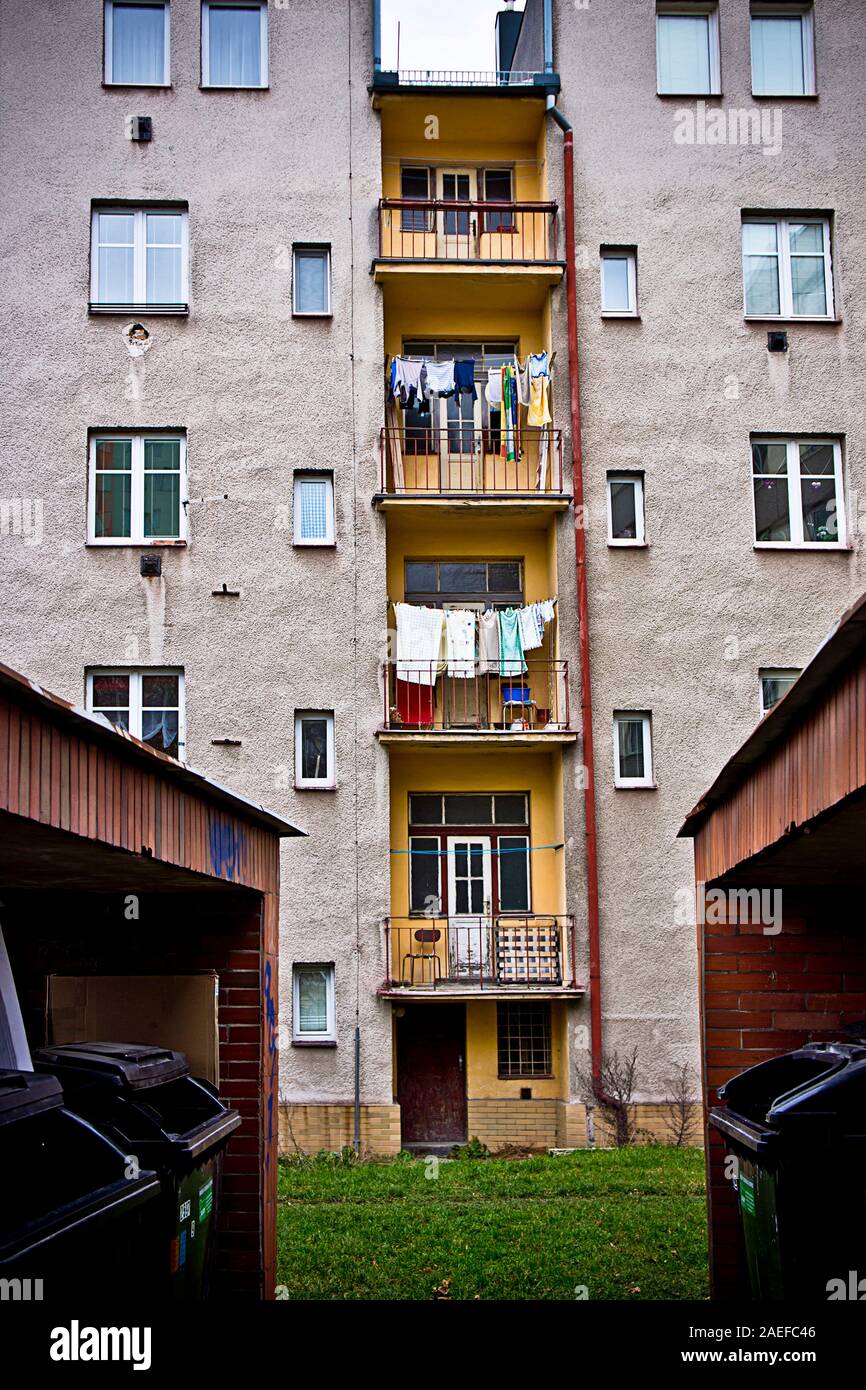 Building architecture balconies windows hi-res stock photography and ...