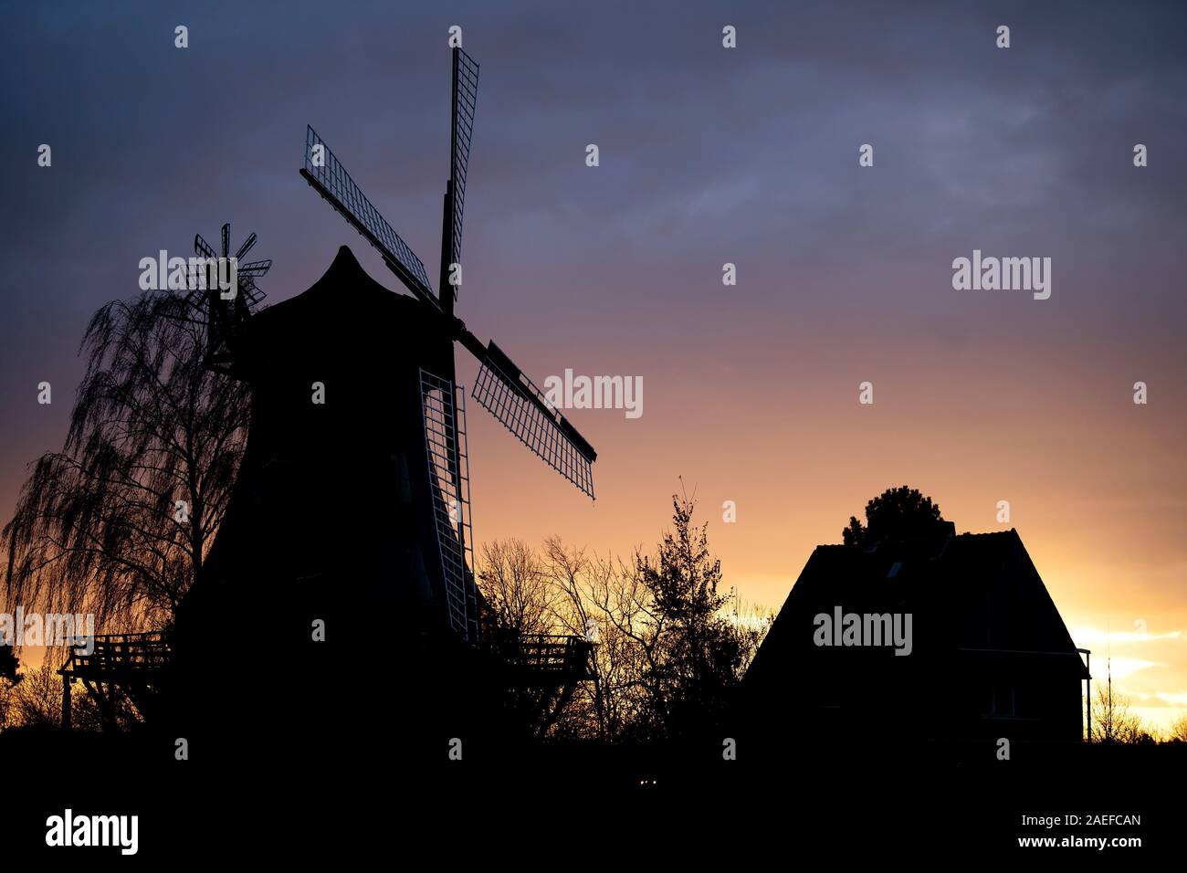 Dutch windmill from benthe hi-res stock photography and images - Alamy
