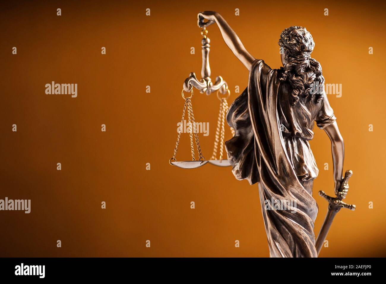 Lady justice blindfold hi-res stock photography and images - Alamy