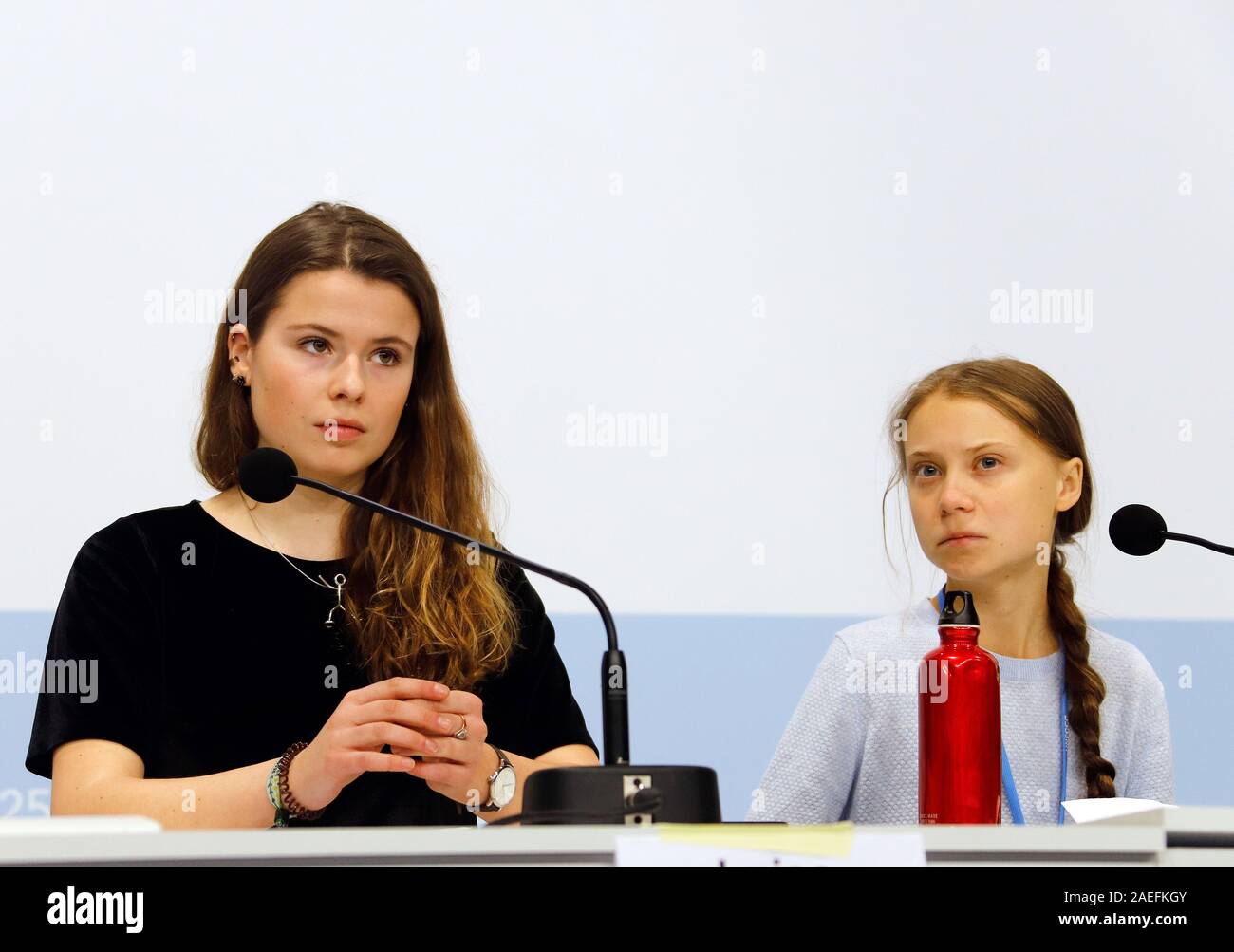 Madrid, Spain. 09th Dec, 2019. Luisa Neubauer (l), German climate ...