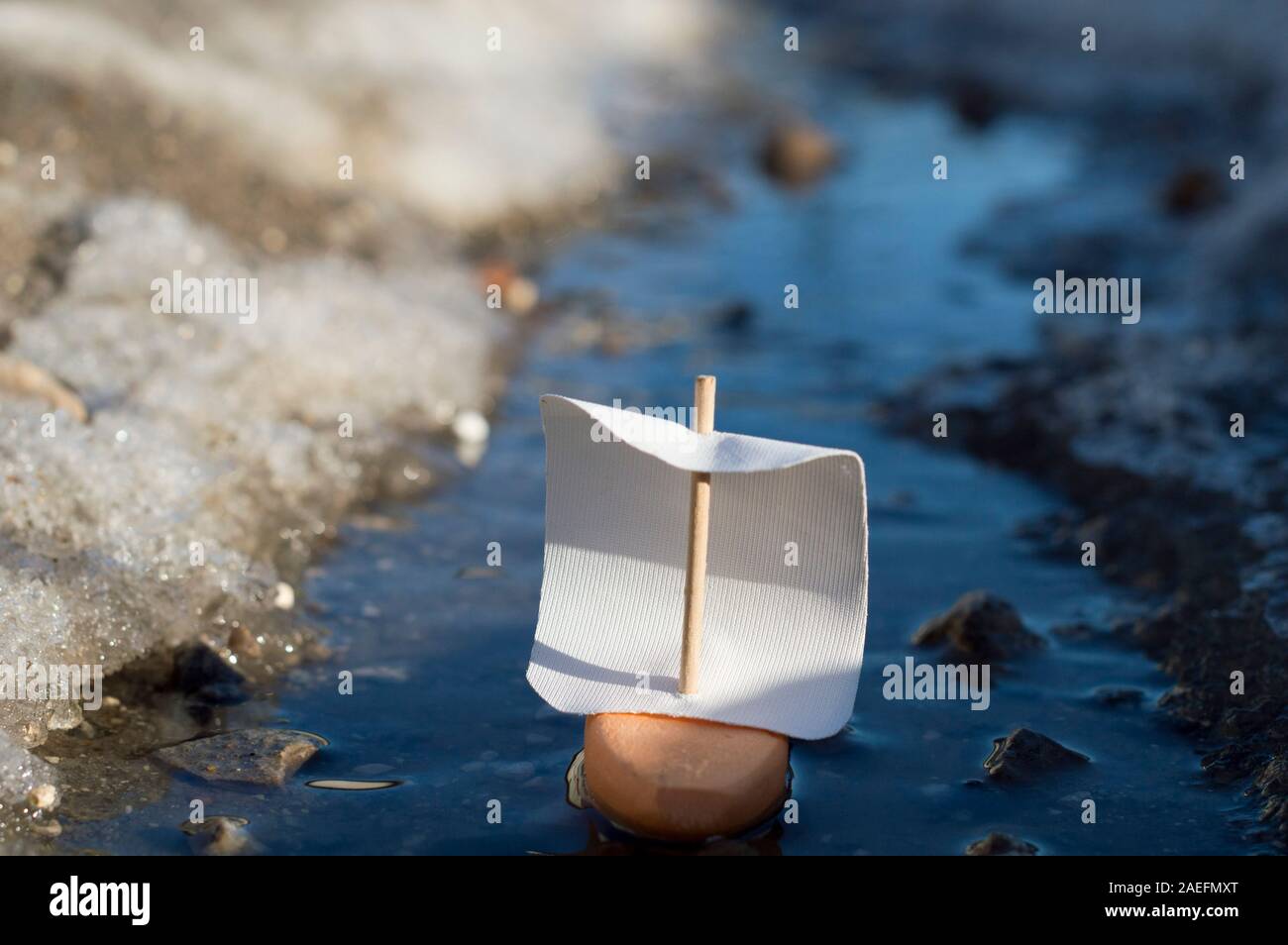 Handmade boat hi-res stock photography and images - Alamy