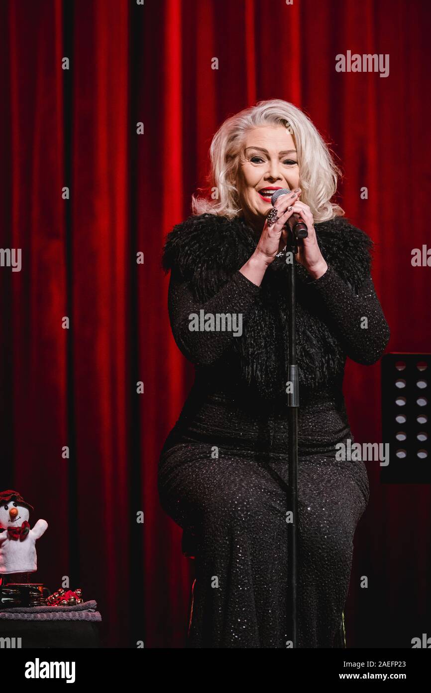 Bern, Switzerland. 08th Dec, 2019. The English singer and songwriter ...