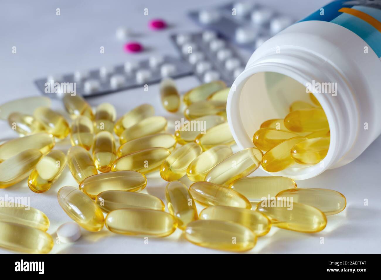 Dosage forms hi-res stock photography and images - Alamy