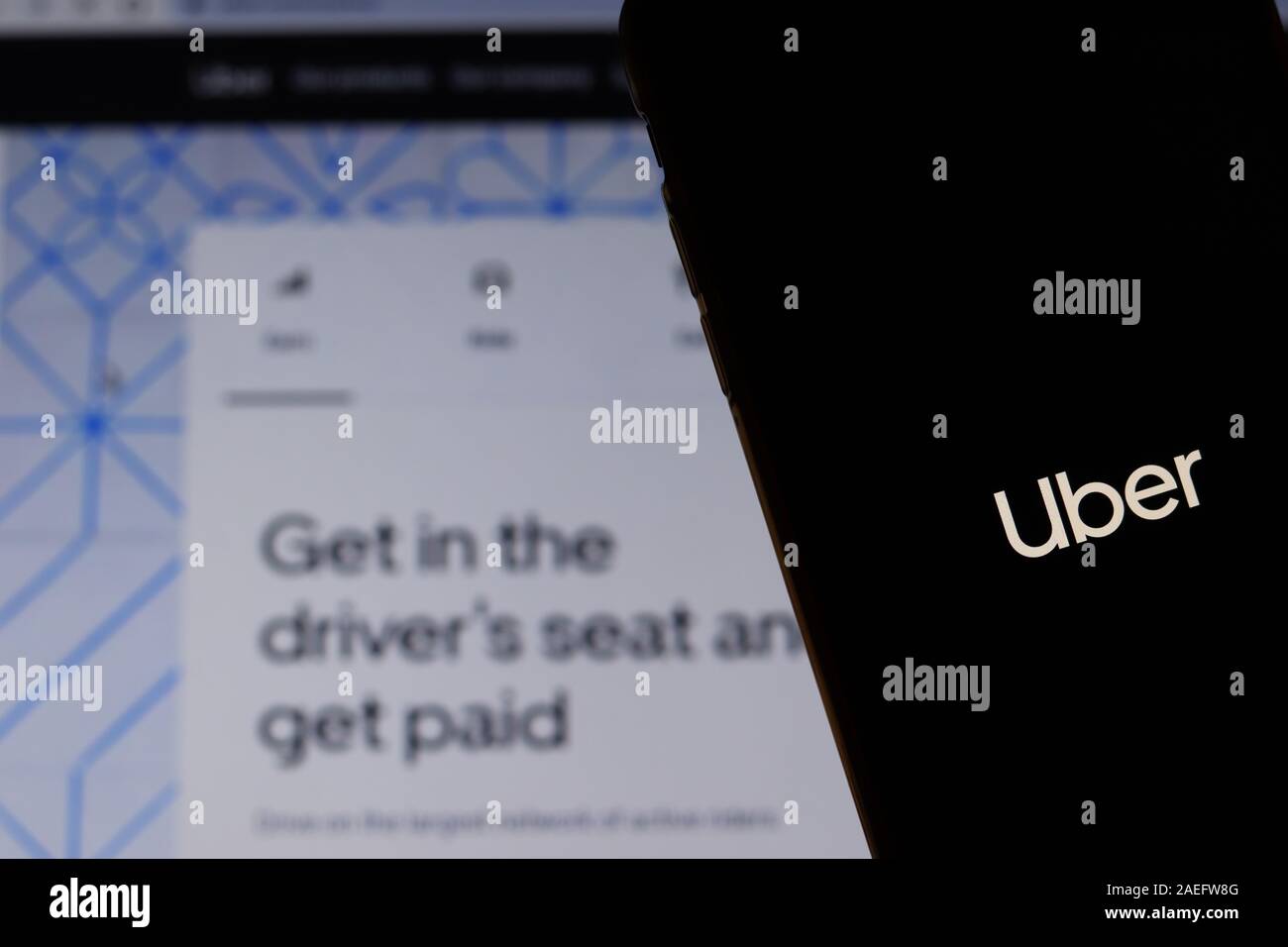 Uber logo icon hi-res stock photography and images - Alamy