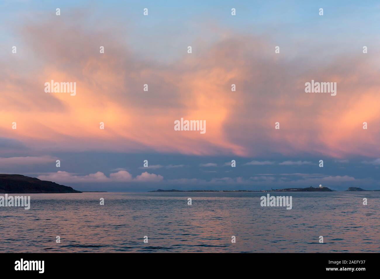 Globus radar station hi-res stock photography and images - Alamy