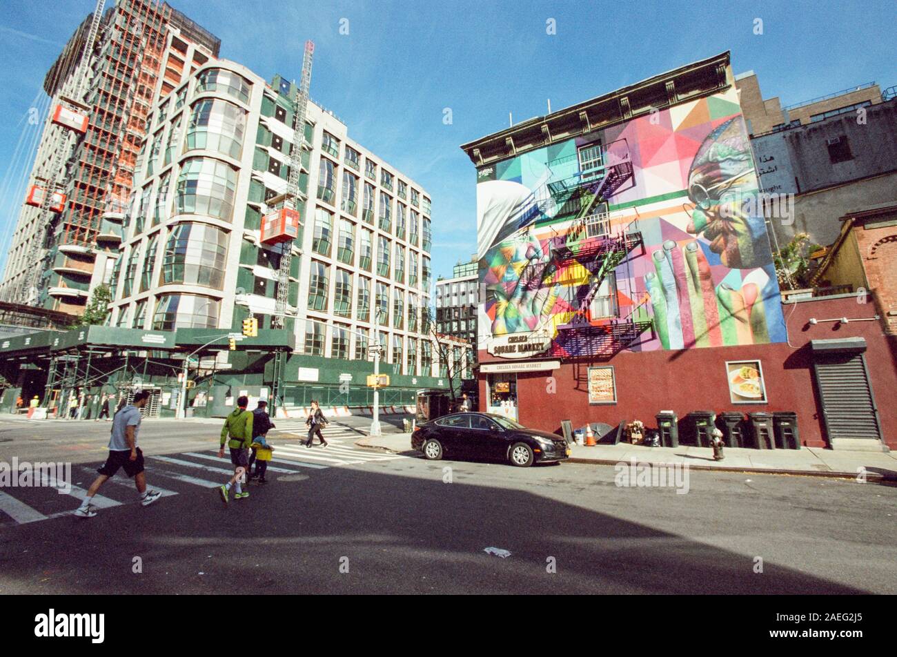 Mother Teresa and Mahatma Gandhi "Tolerance" mural on 18th Street and ...