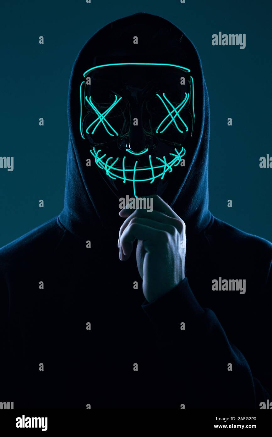 Hidden face hoodie hi-res stock photography and images - Alamy