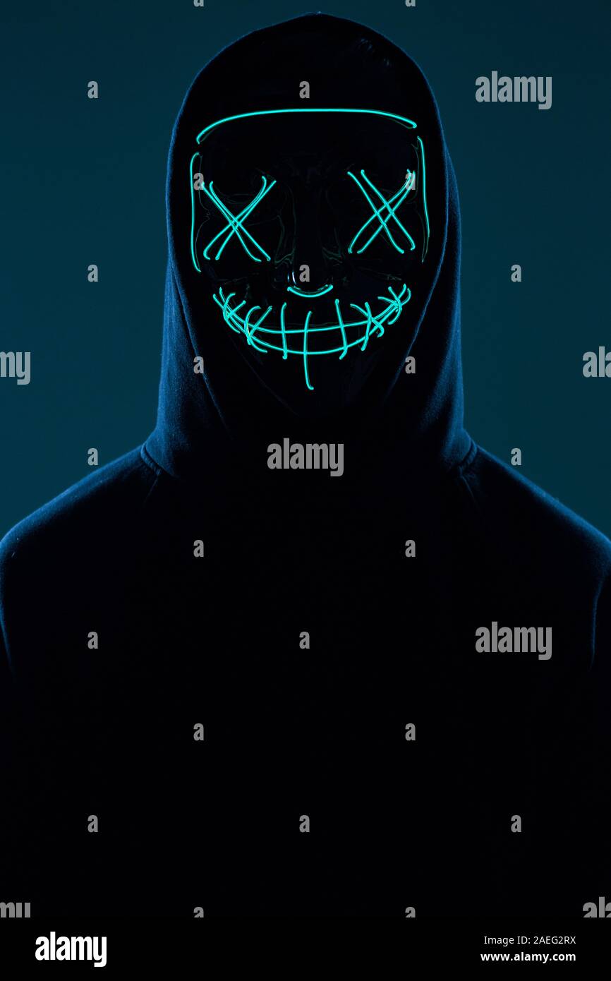 Hidden face hoodie hi-res stock photography and images - Alamy