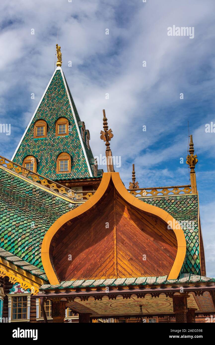 Wooden palace of tzar Aleksey Mikhailovich in Kolomenskoe ...