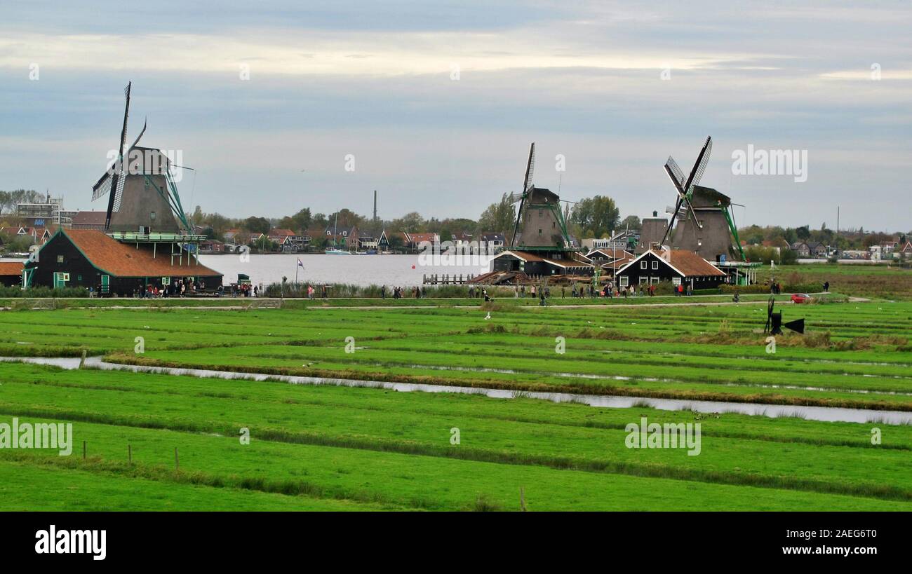 Traditional dutch landscape hi-res stock photography and images - Alamy