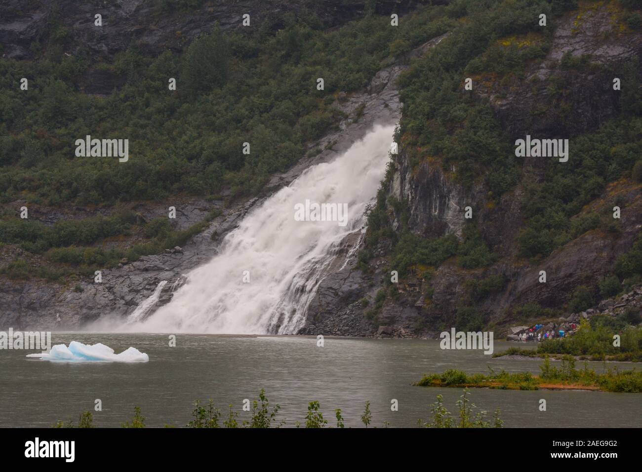 Nugget falls waterfall mendenhall glacier hi-res stock photography and ...