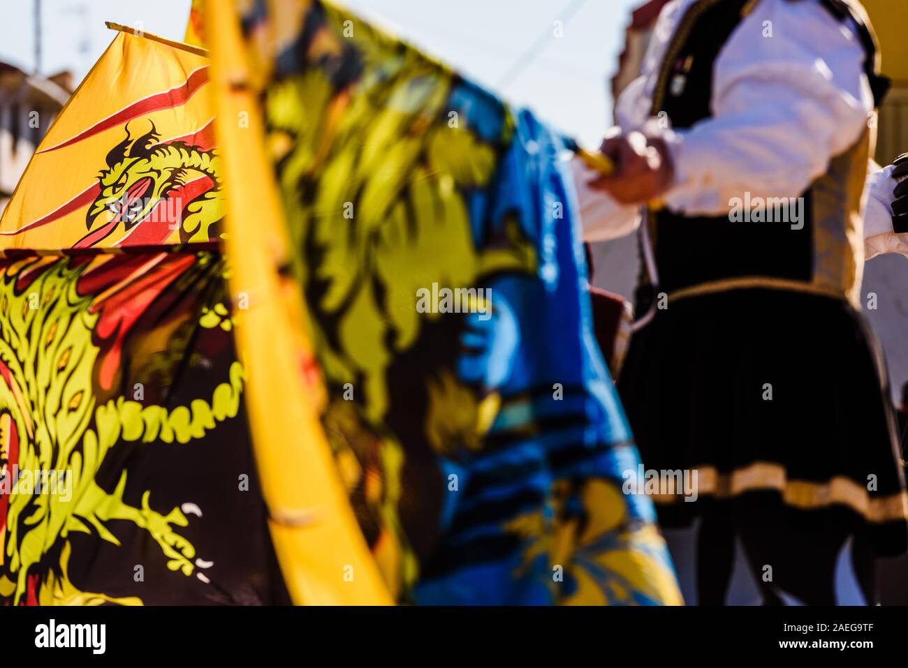 Traditional Italian dance of the flag-wavers Sbandieratori doing stunts ...