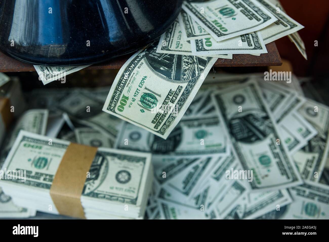 Fake money vector hi-res stock photography and images - Alamy