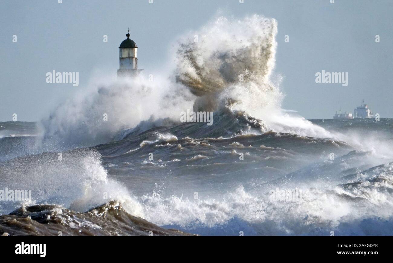 Seaham pier hi-res stock photography and images - Alamy