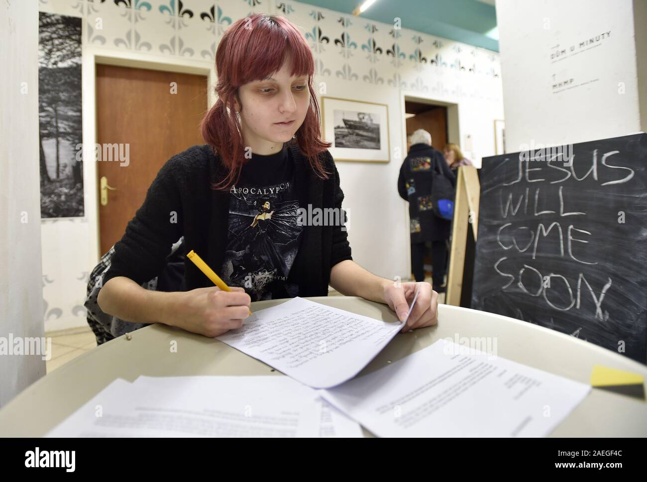 Persecuted people hi-res stock photography and images - Alamy