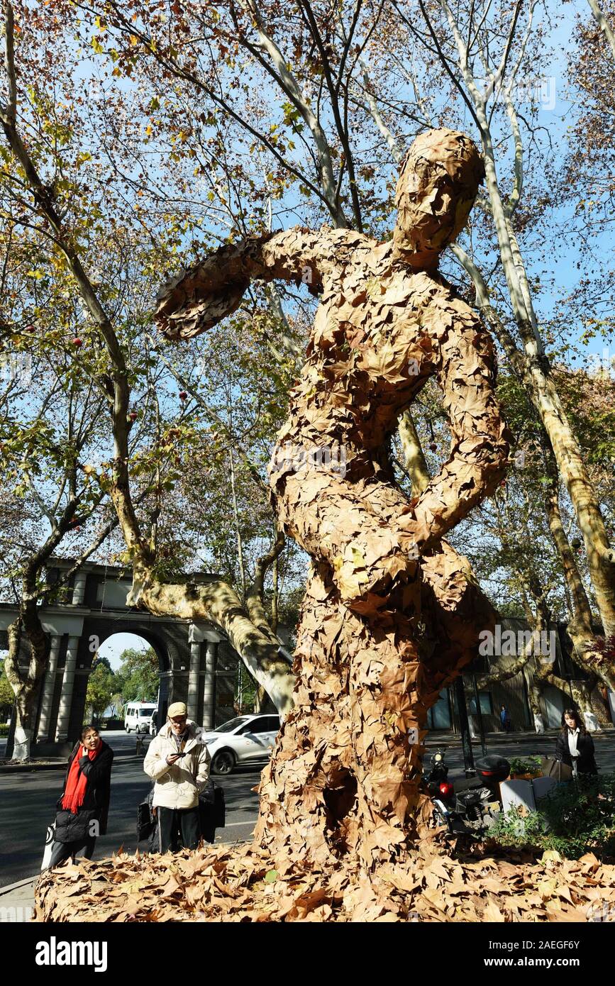 Greek sculpture discus hi-res stock photography and images - Alamy