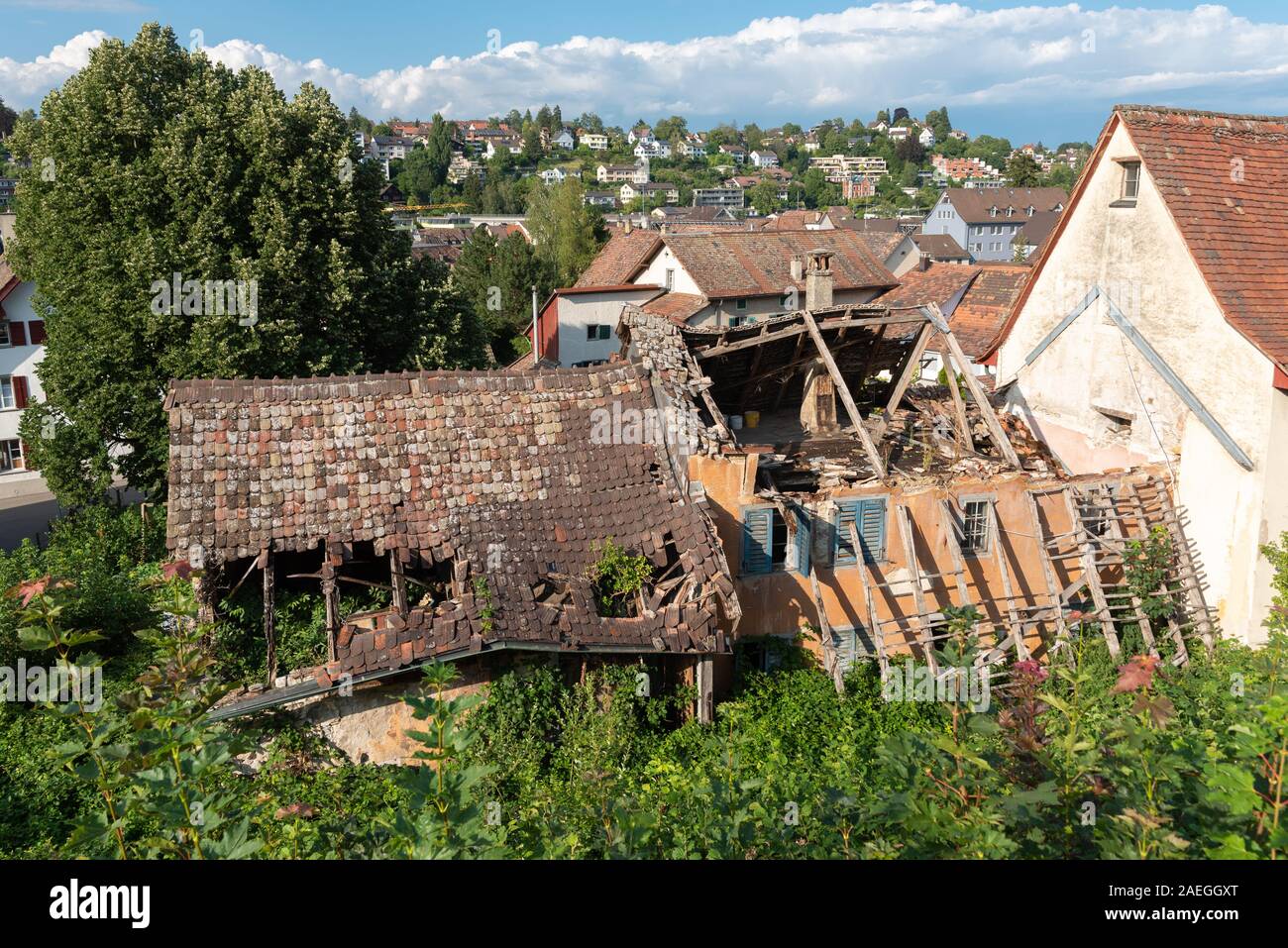 Disintegrated house in the old town, Schaffhausen, Canton Schaffhausen ...