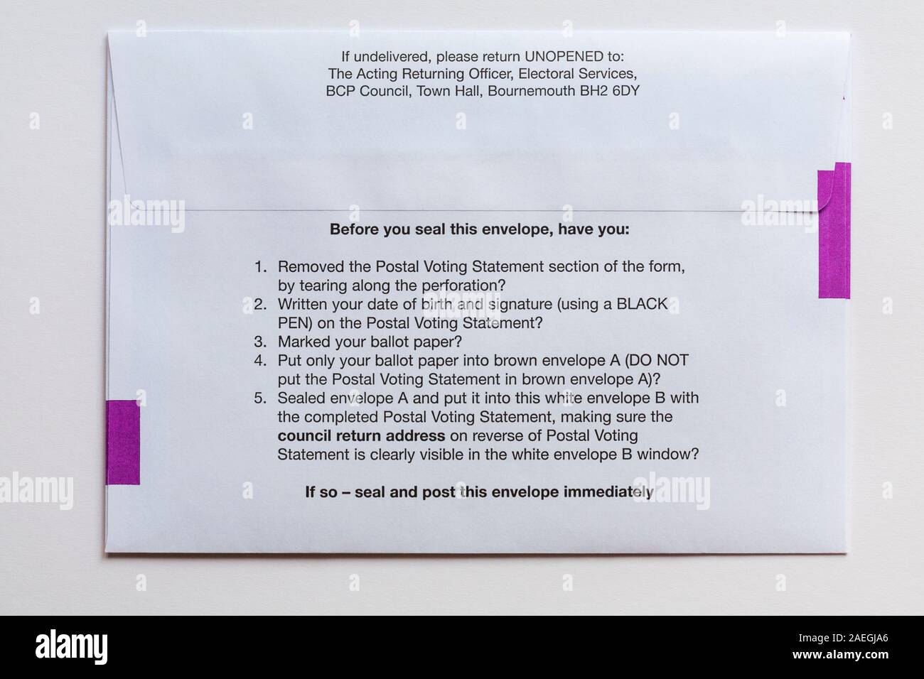 Before you seal this envelope hi-res stock photography and images - Alamy