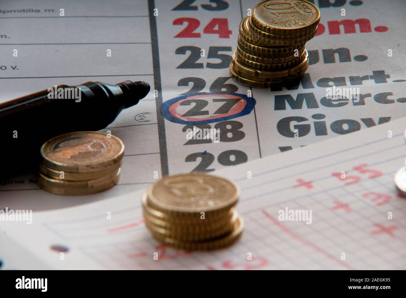 Payroll check hi-res stock photography and images - Alamy