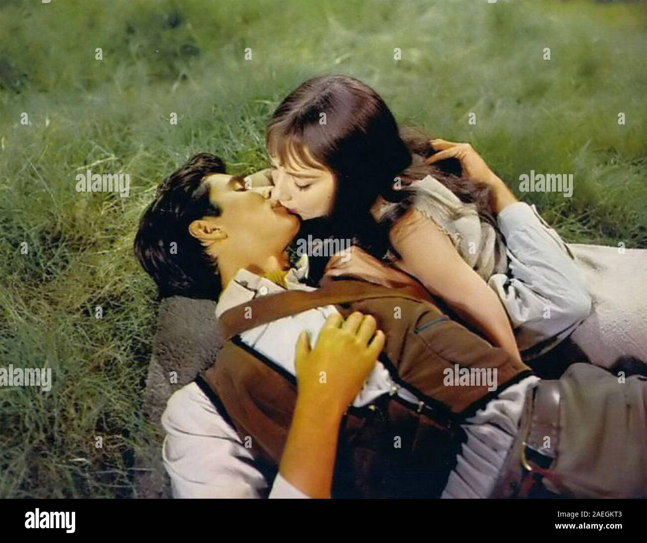 GREEN MANSIONS 1959 MGM film with Audrey Hepburn and Anthony Perkins ...