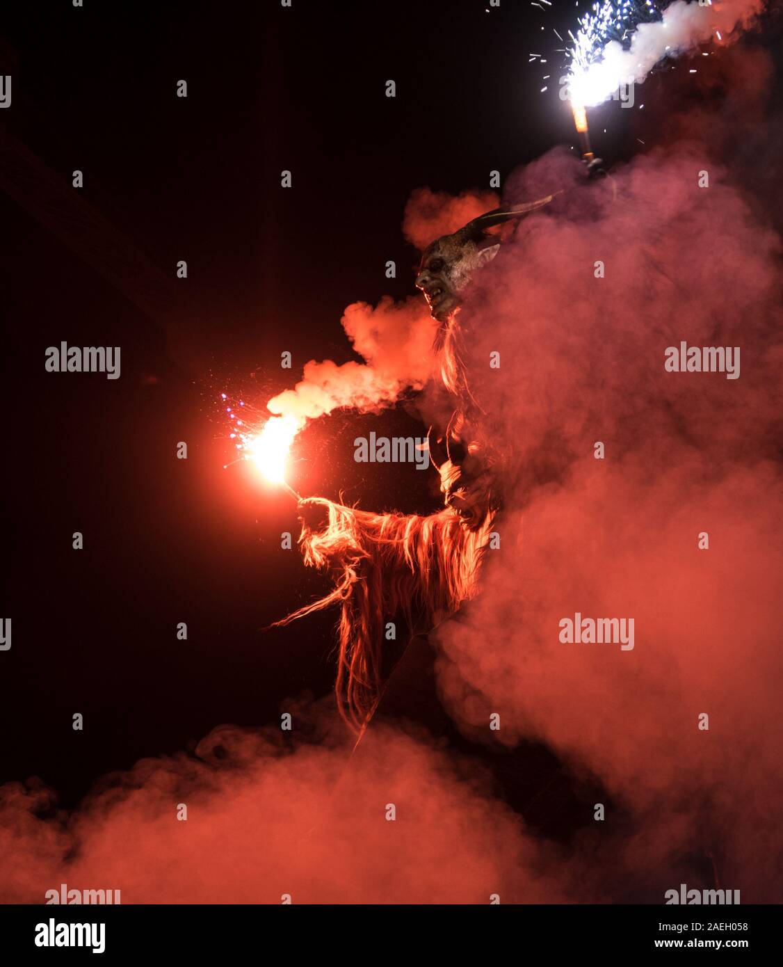 Zell am see austria fire hi-res stock photography and images - Alamy