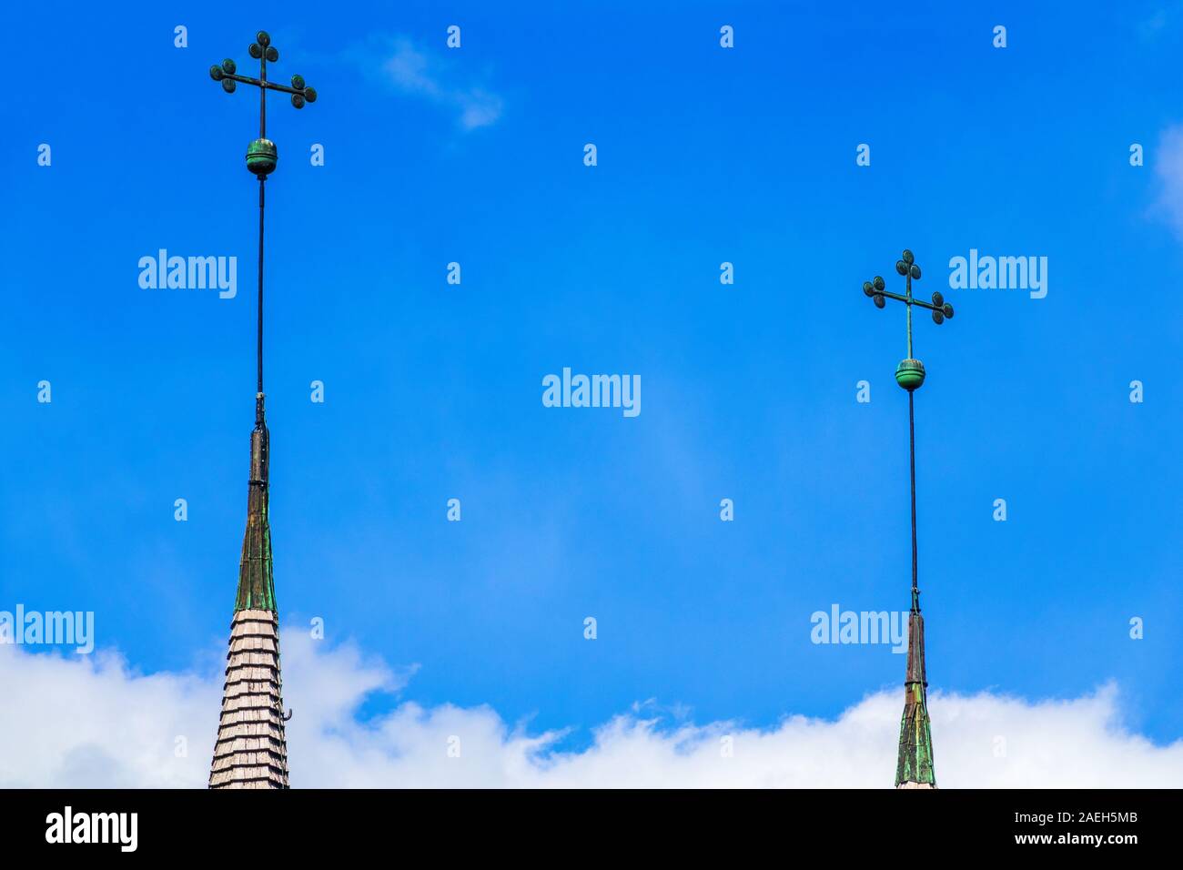 Wood shingle church tower hi-res stock photography and images - Alamy