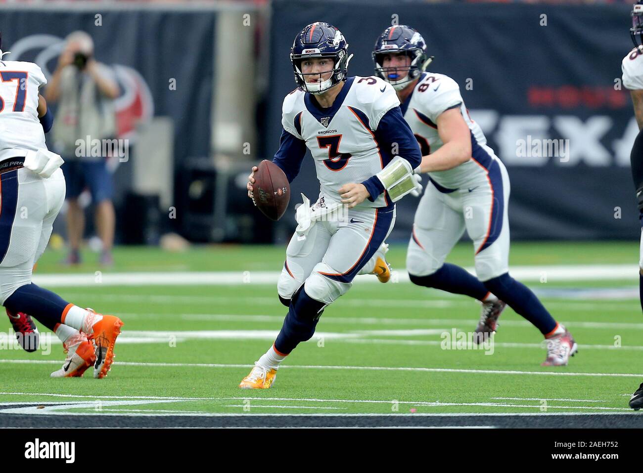 Houston, Texas, USA. 8th Dec, 2019. Denver Broncos quarterback Drew ...