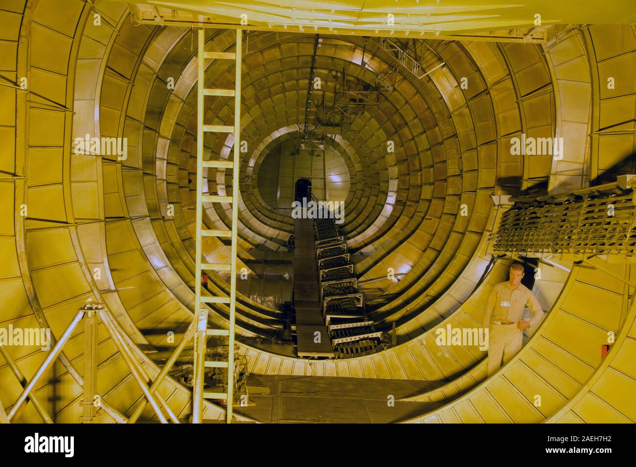 The Spruce Goose at the Evergreen Aviation and Space Museum in Oregon ...