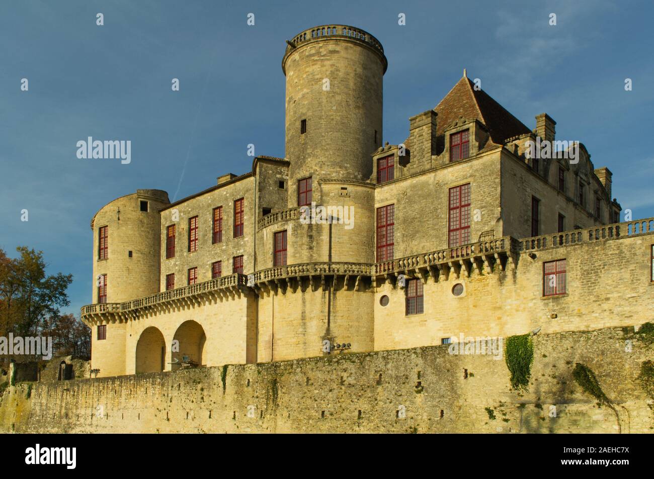 Chateau de Duras in the winter sun under blue skies, Duras, Lot-et ...