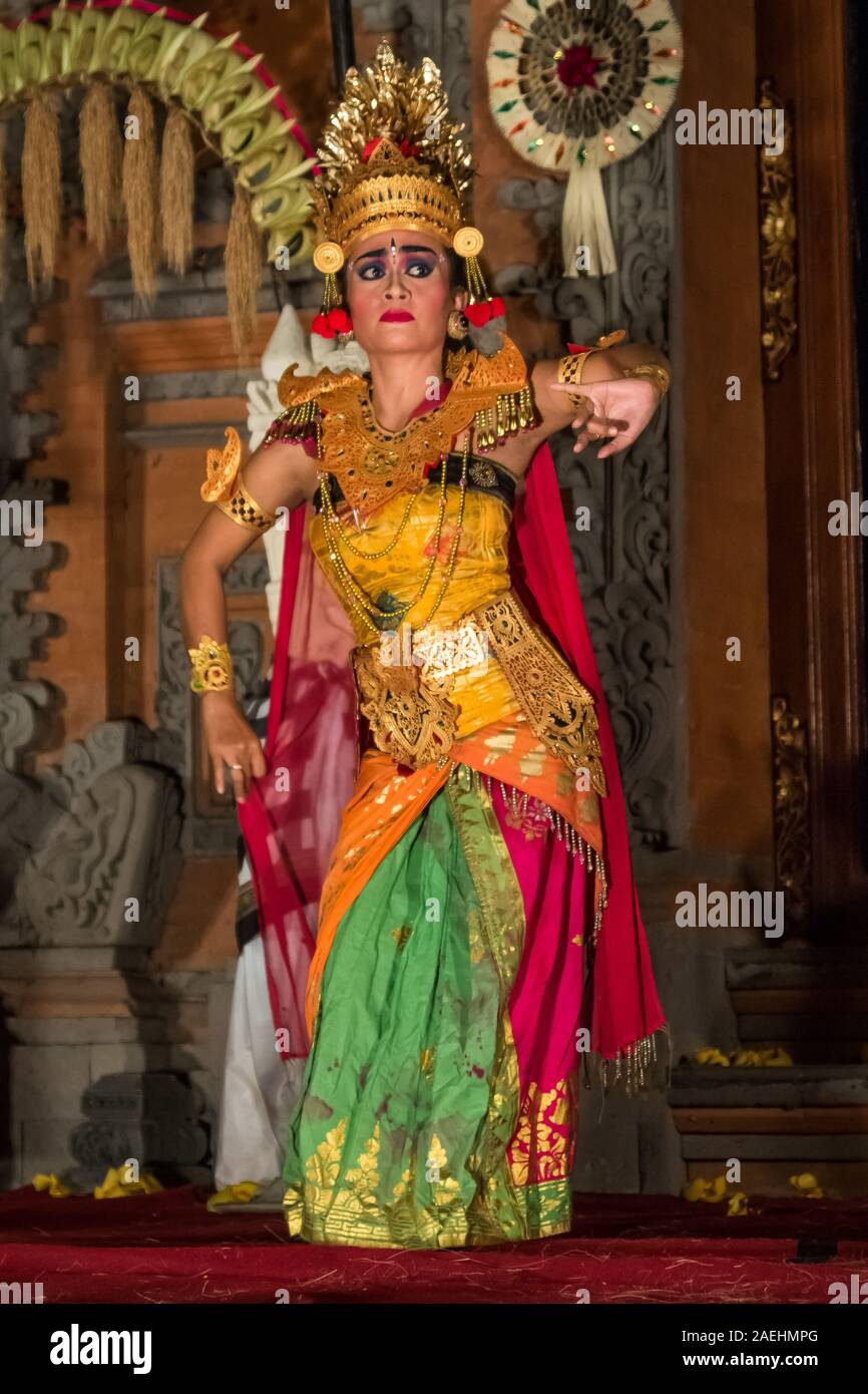 Traditional Balinese Legong performance in Ubud, Bali Stock Photo - Alamy