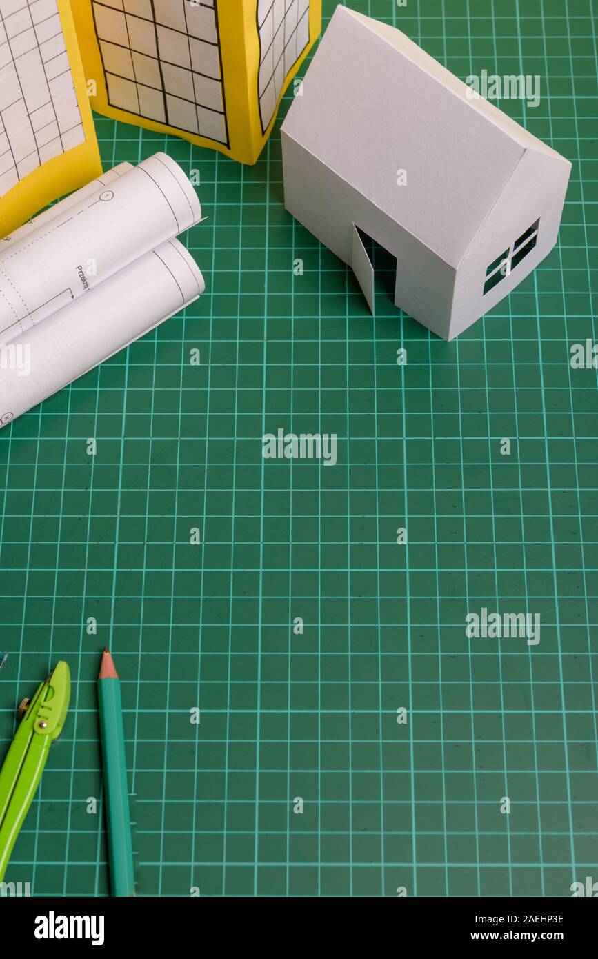 White family paper house, house projects plan and blueprints in the ...