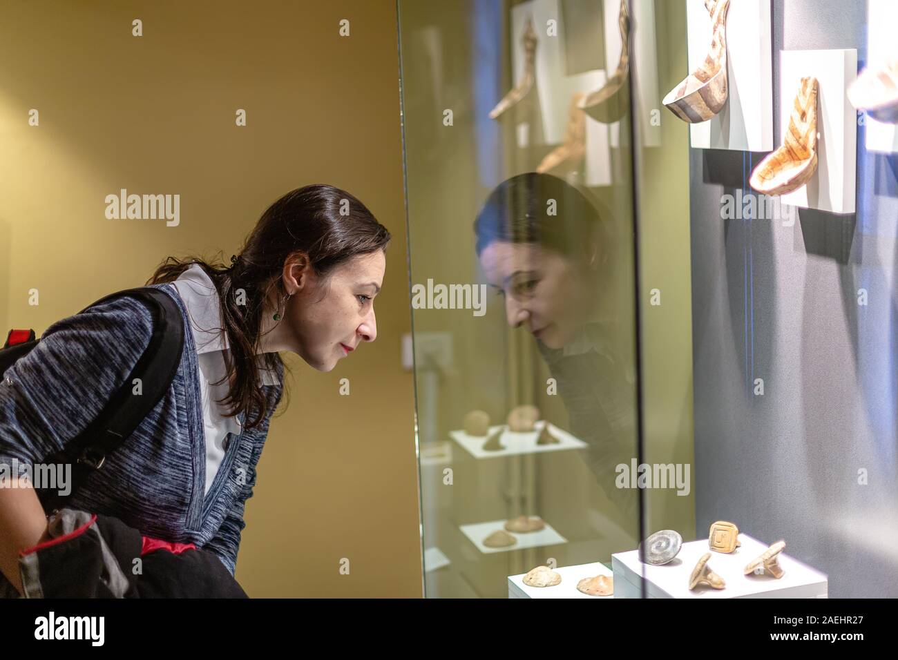 Museum display pieces hi-res stock photography and images - Alamy