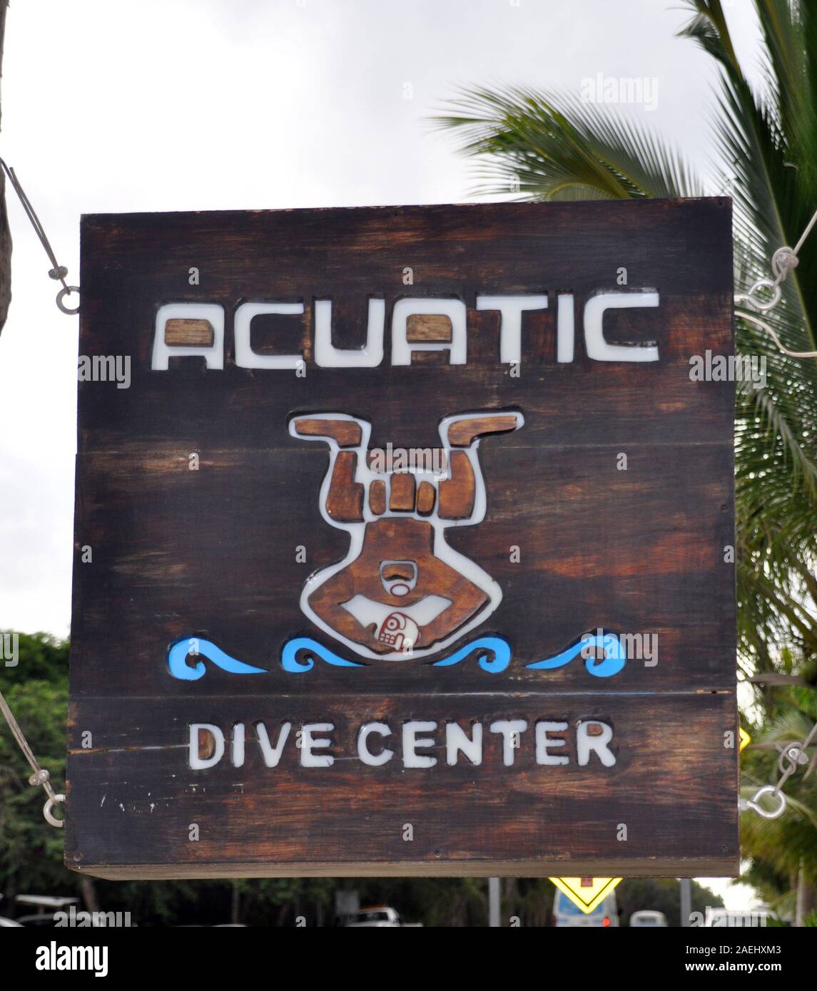 Wooden Sign that reads, "Aquatic Dive Center Stock Photo - Alamy