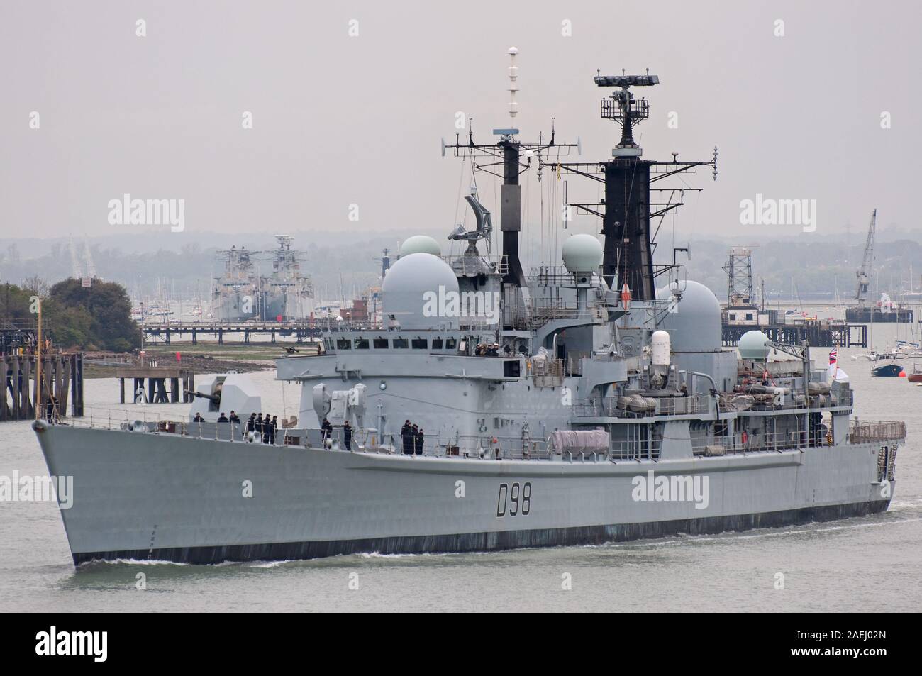 Anti submarine destroyer hi-res stock photography and images - Alamy