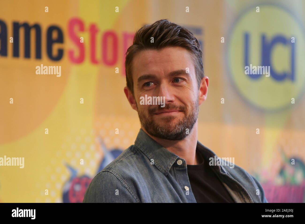 Robert buckley hi-res stock photography and images - Alamy