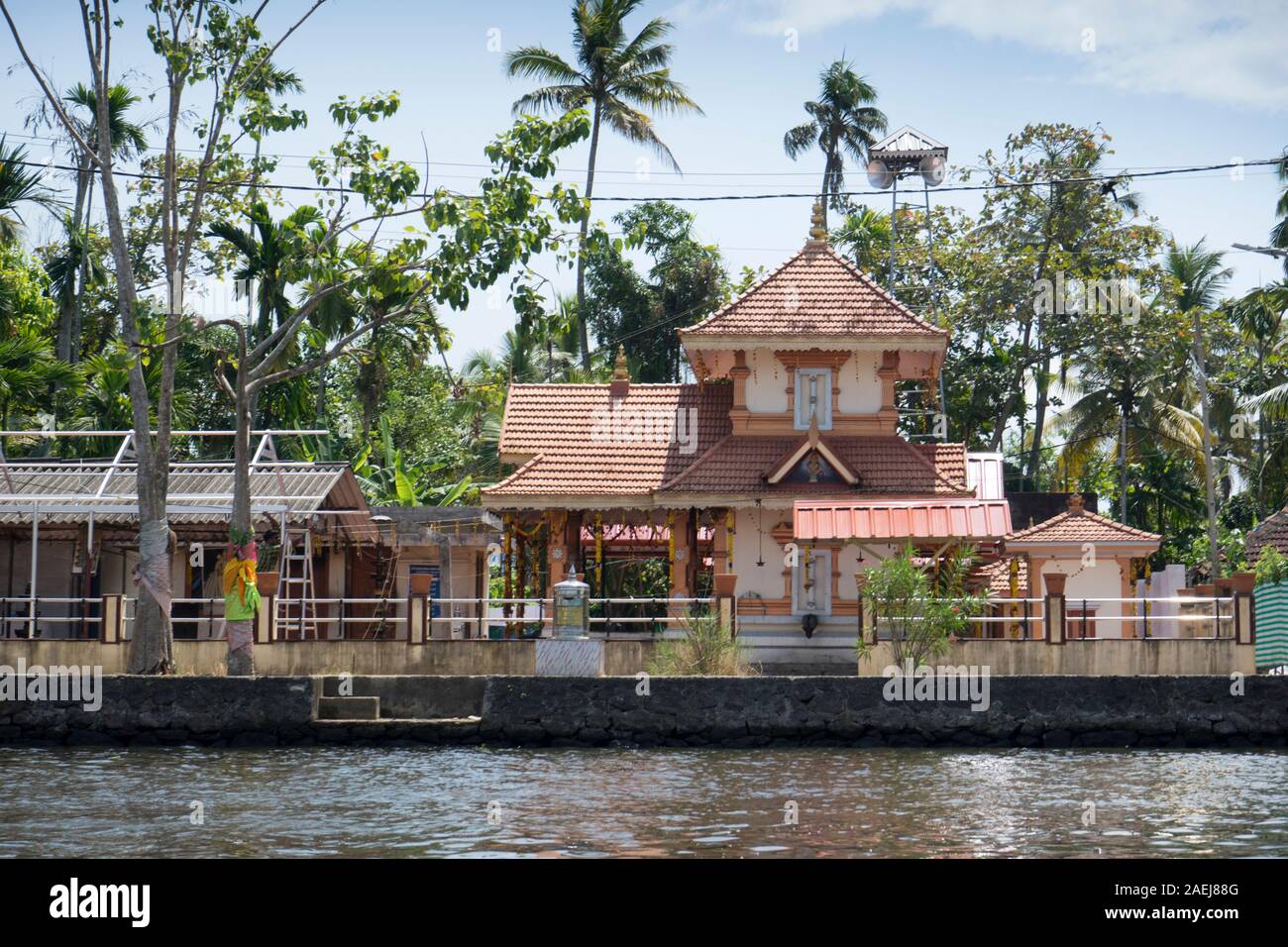 Temple by the water, Alleppey, Kerala Stock Photo - Alamy